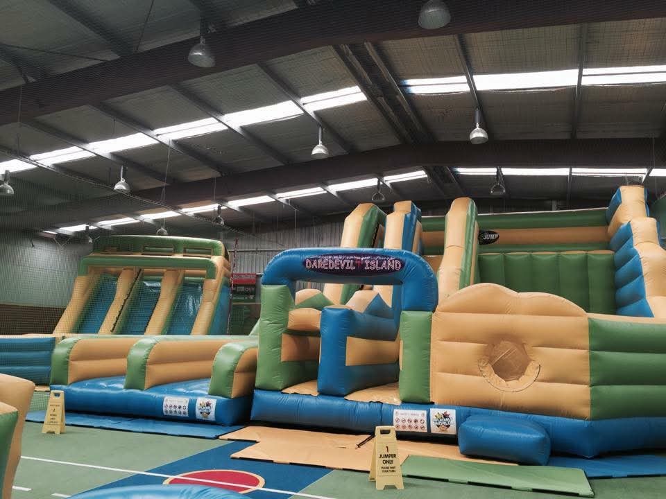 Les Aventuriers du Dimanche - Inflatable World - Brisbane Accueil